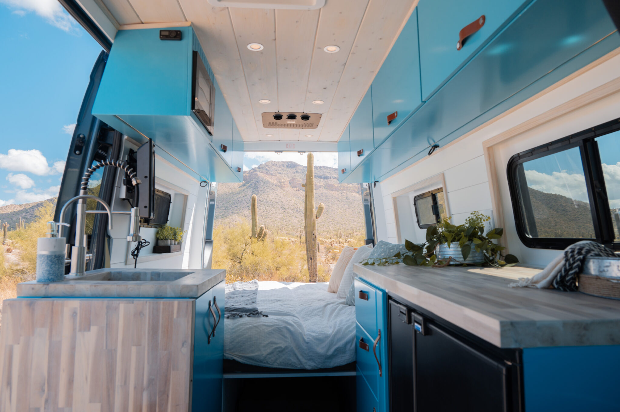 Zion Build Tier - Papago Vans